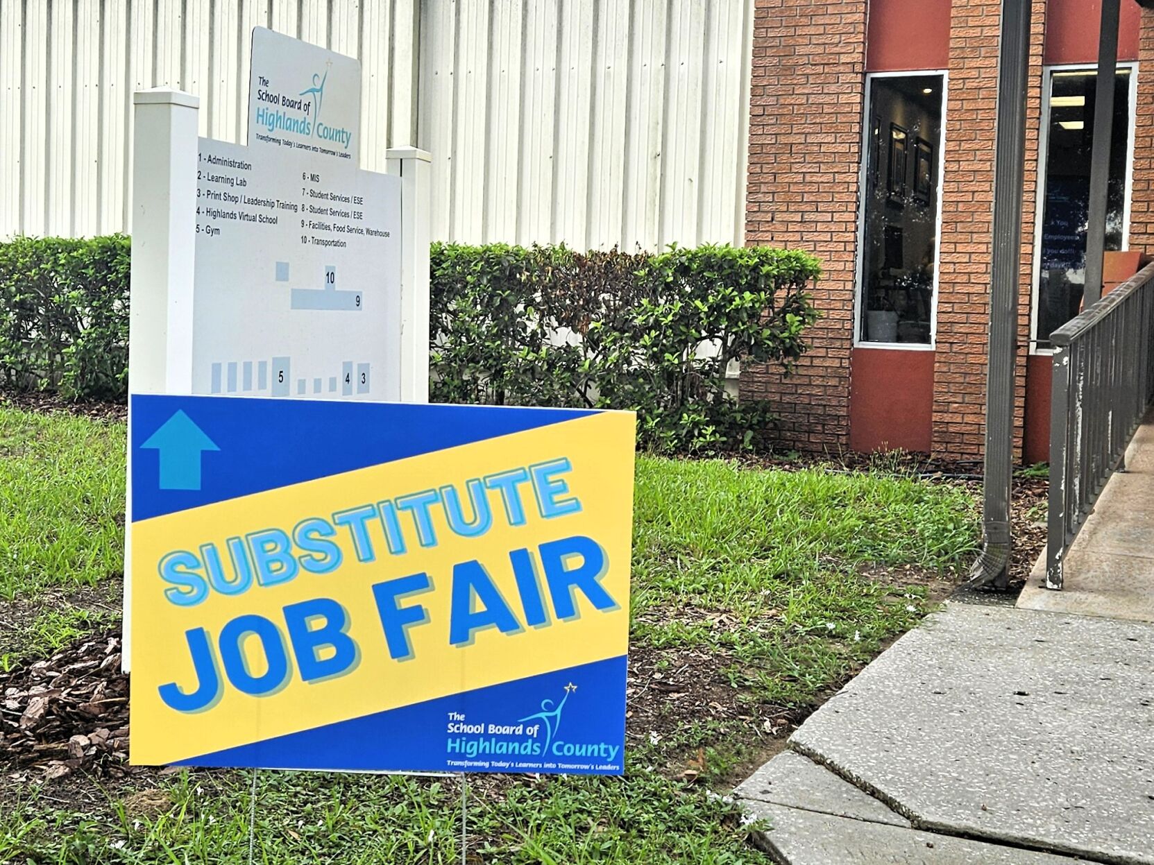 District holds substitute recruiting fair | News | midfloridanewspapers.com