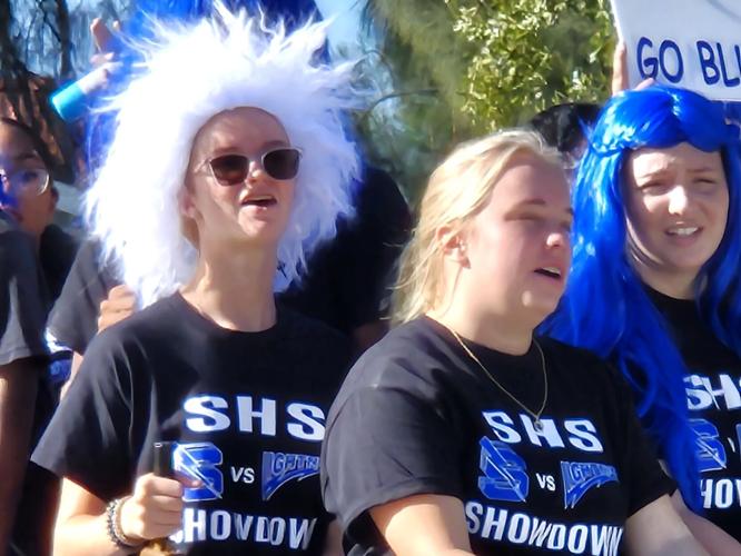 Striking Blue | News | midfloridanewspapers.com