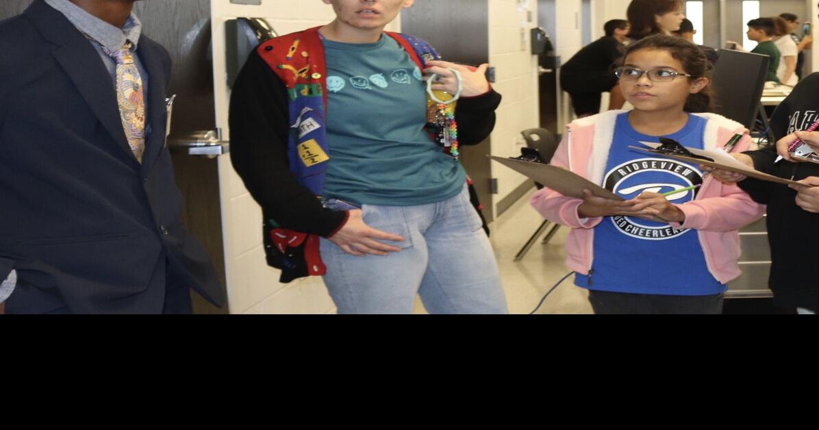 Ridgeview Global students learn history from wax figures | Four Corners ...