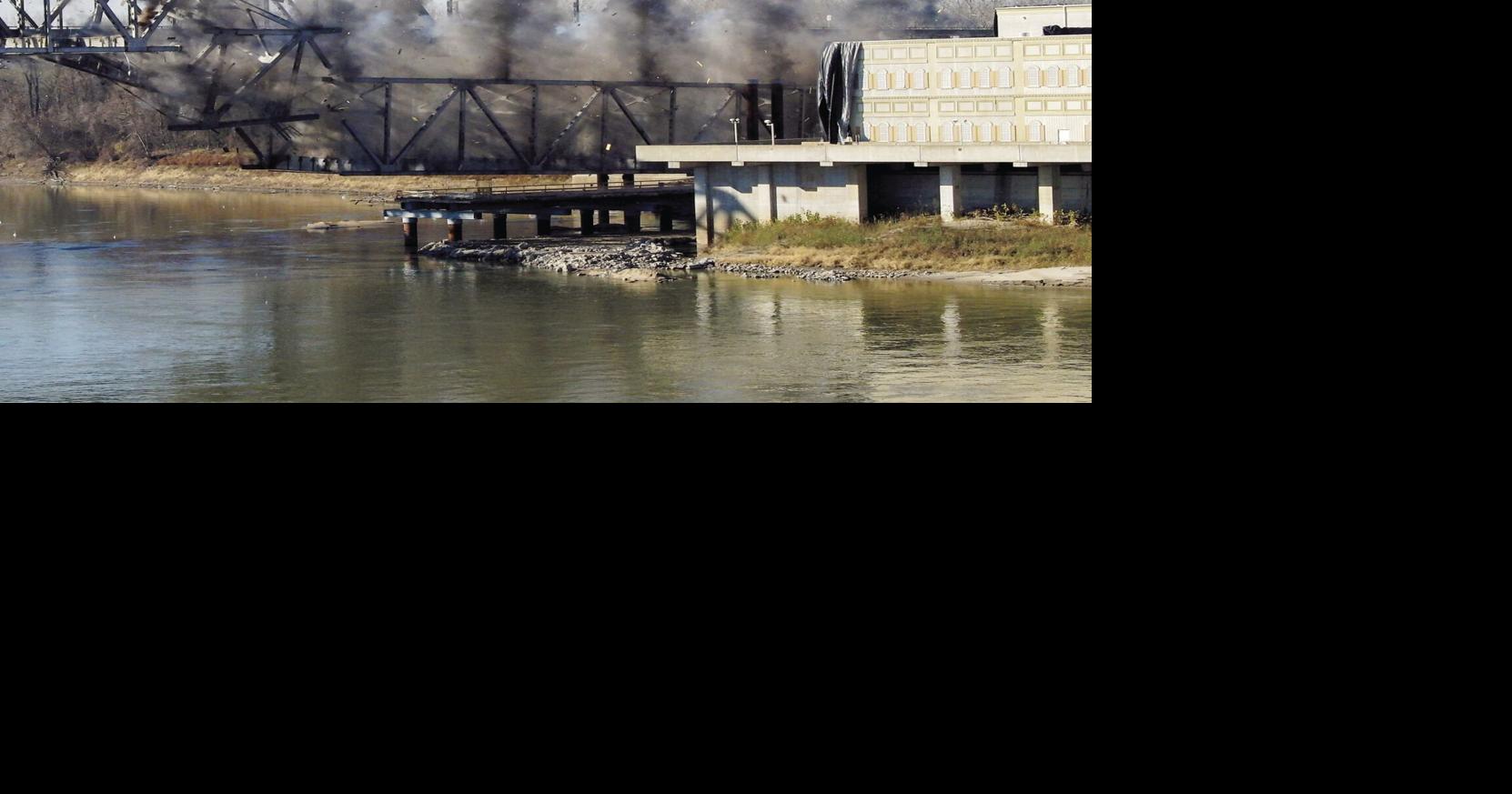 Portions of Daniel Boone Bridge to be blasted into Missouri River ...