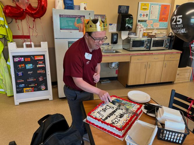 Milton Hannaford employee celebrates 25 years of work: Employees ...