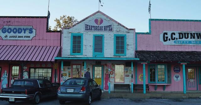 Nostalgiaville USA Closing Kingdom City Store | Business ...