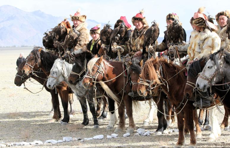 15 Minutes with Jeannée Sacken | Arts & Culture | mkelifestyle.com