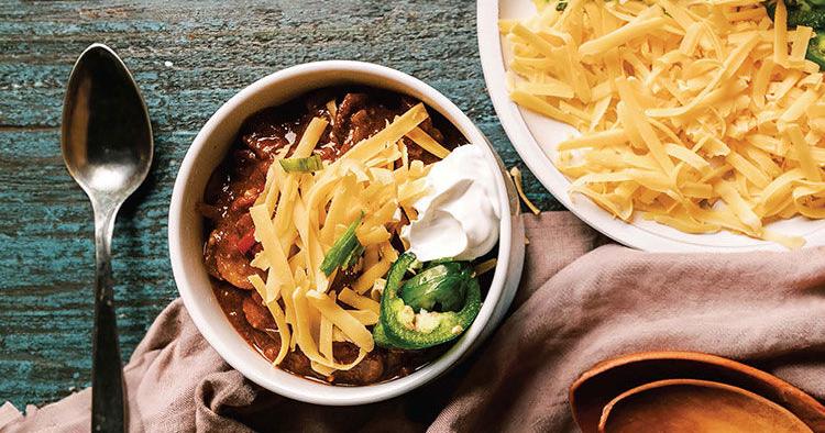 Cold Outside, Chili Inside | Food & Drink | mkelifestyle.com