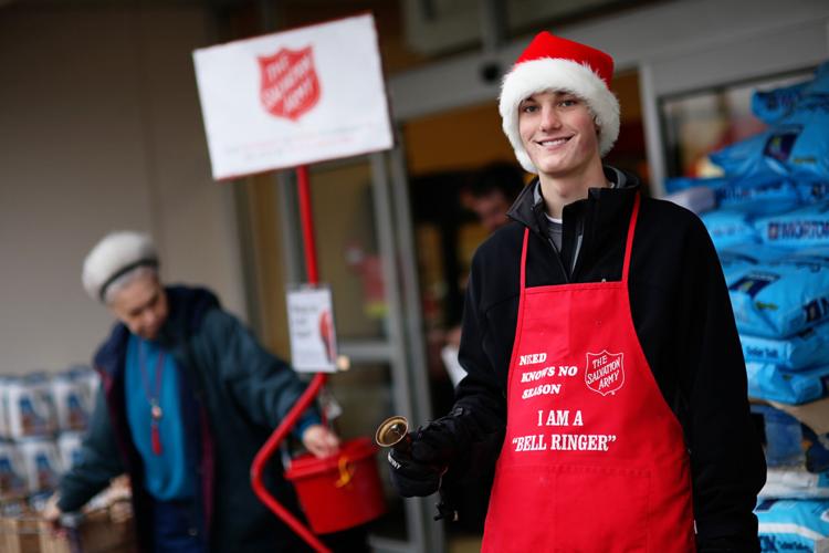Where are the red kettle bell ringers? | News | mlstargazette.com