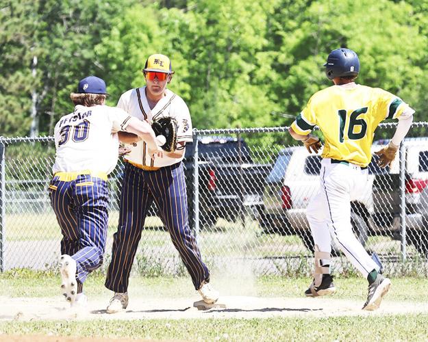 Moose Lake Buzz win two of three over weekend | Sports | mlstargazette.com