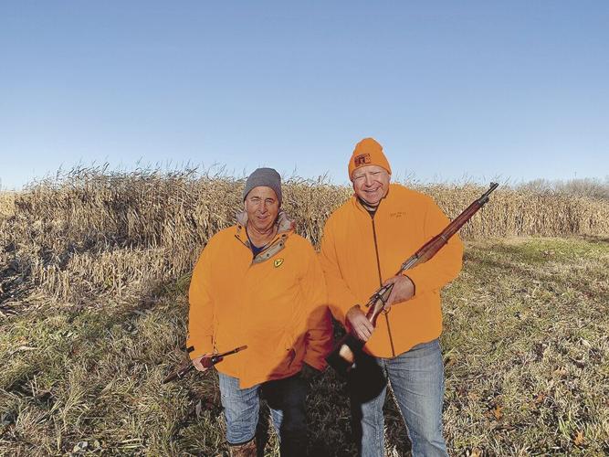Walz spends deer opener in Pine County | News | mlstargazette.com