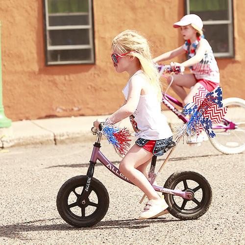 Fourth of July Kiddie parade full of color, fun | News | mlstargazette.com