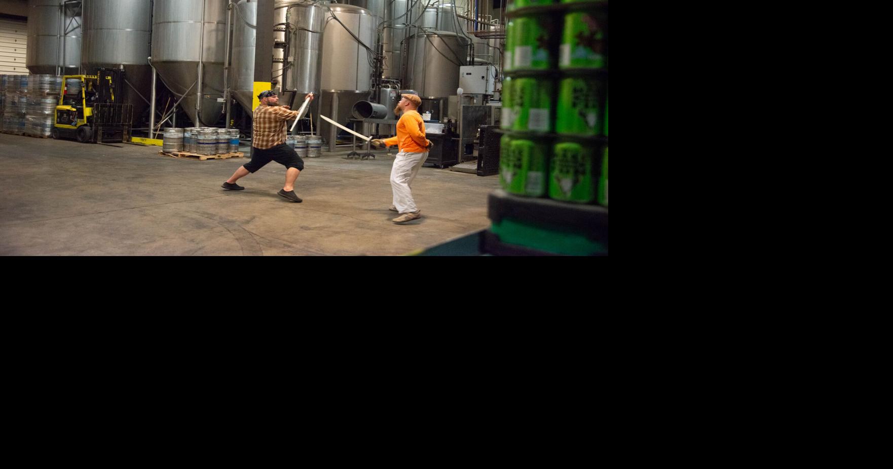 Missoula sword fighting club combats in brewery | Multimedia ...