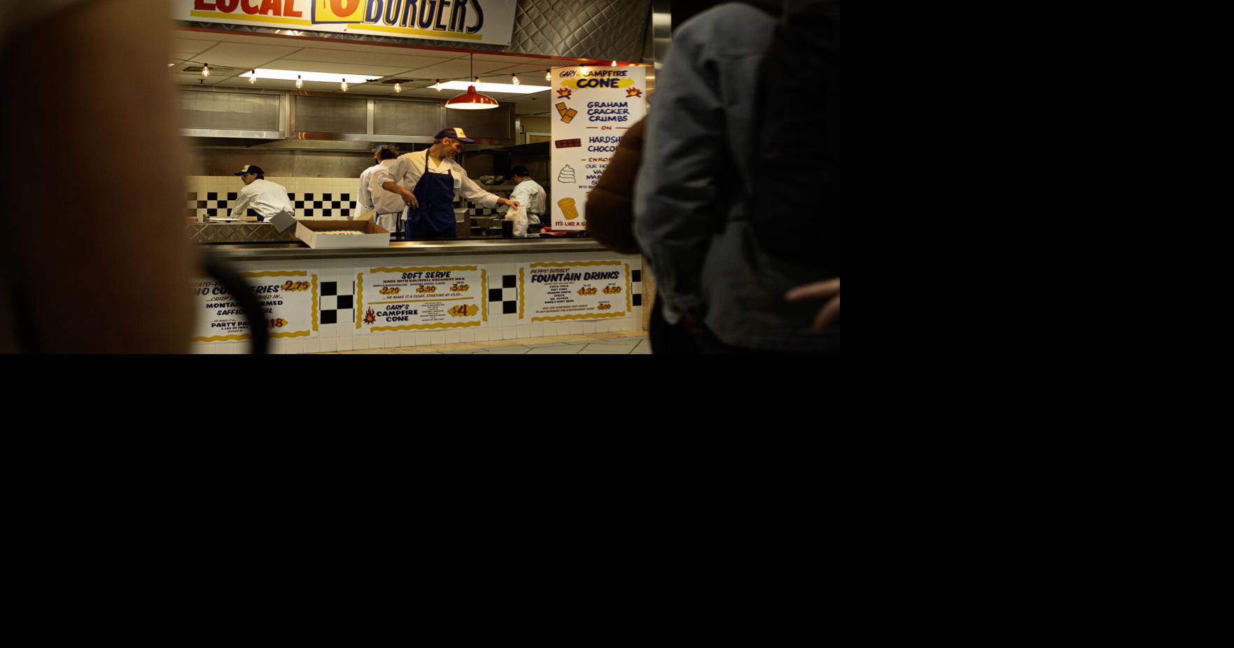 Gary’s Burgers opens at UM | Gallery | montanakaimin.com