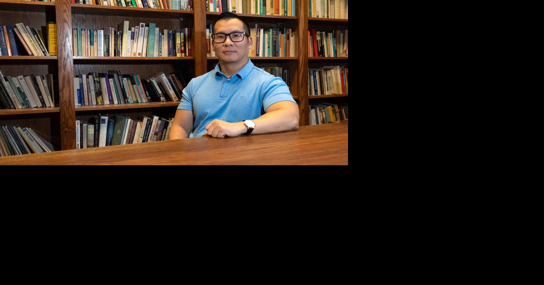 UM professor builds bridges via books | Arts + Culture | montanakaimin.com