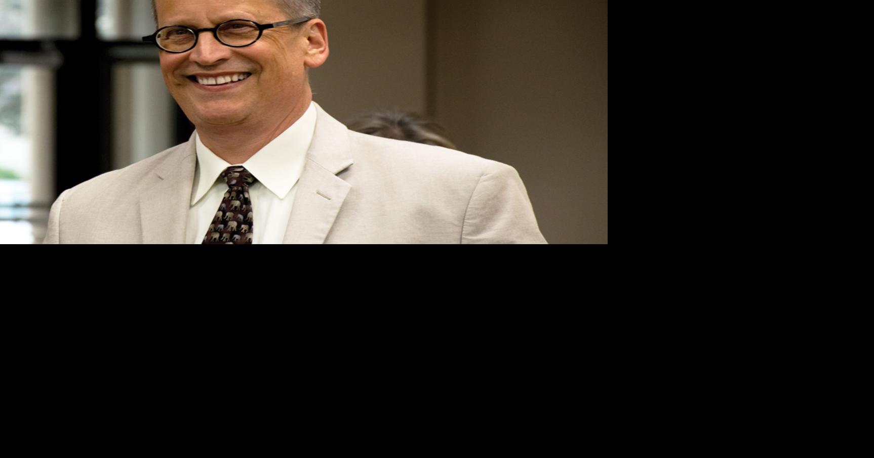 Shook shakes up business school | News | montanakaimin.com