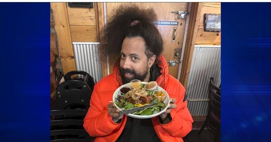 Reggie Watts comes home to Great Falls, eats dinner at Roadhouse ...