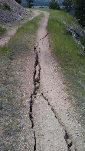 Lincoln man captures gap in earth from earthquake | Montana News ...