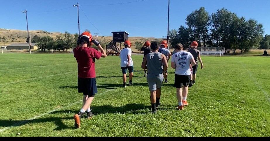 Absarokee adjusting to 6-man football, working toward a more ...