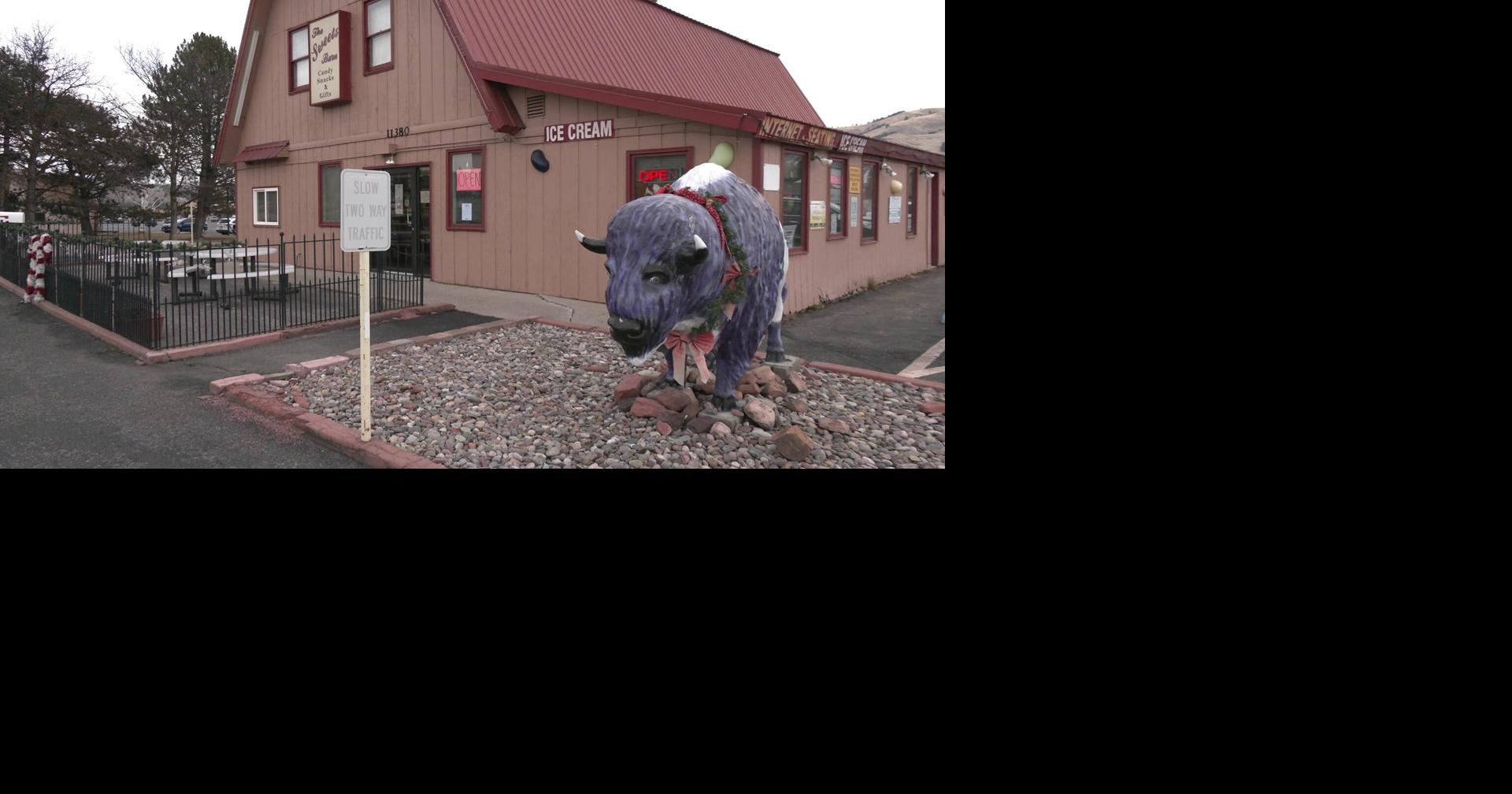 Santa Claus visits Lolo candy shop for charity event | Missoula News ...