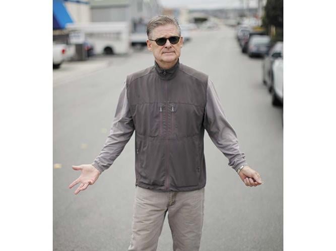 Sand City is bitterly divided over outsourcing its police department ...