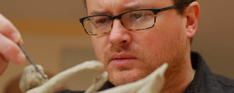 Steven Whyte sculpts a striking sort of healing for local cancer ...