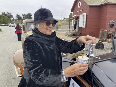 Salinas Couple Transforms Vintage Car into Unique Bar | 0815 ...