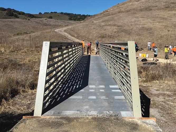 Preparing Trails for Sea Otter Classic: A Volunteer Effort | Cover story | montereycountynow.com