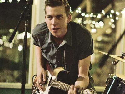 Rising rocker Jacob Ellzey brings a new trio to hometown Monterey ...