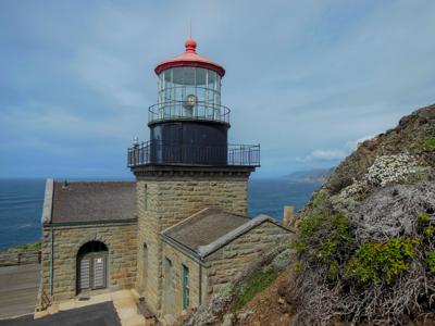 Spend the day at the Point Sur Lightstation—and get a glimpse of local ...