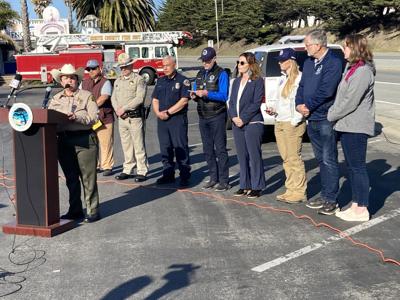 Officials say air quality from Vistra fire is safe; Highway 1 in Moss ...