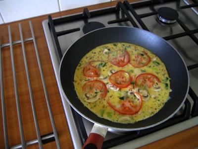 True confessions of a single working mom with neither pot nor pan ...