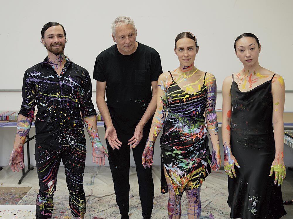 The Dance and Paint Pouring video that went viral! – Simon Bull Art ...