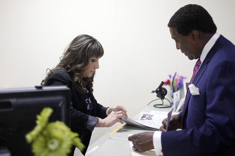 Famed civil rights attorney John Burris lays down strong words at ...