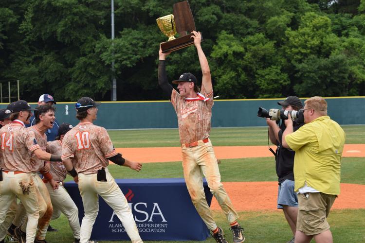 Gators power past Macon East for AAA title | Sports ...