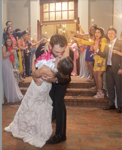 Janie Hampton and Kyle Stuart Exchange Vows | The Whirl ...
