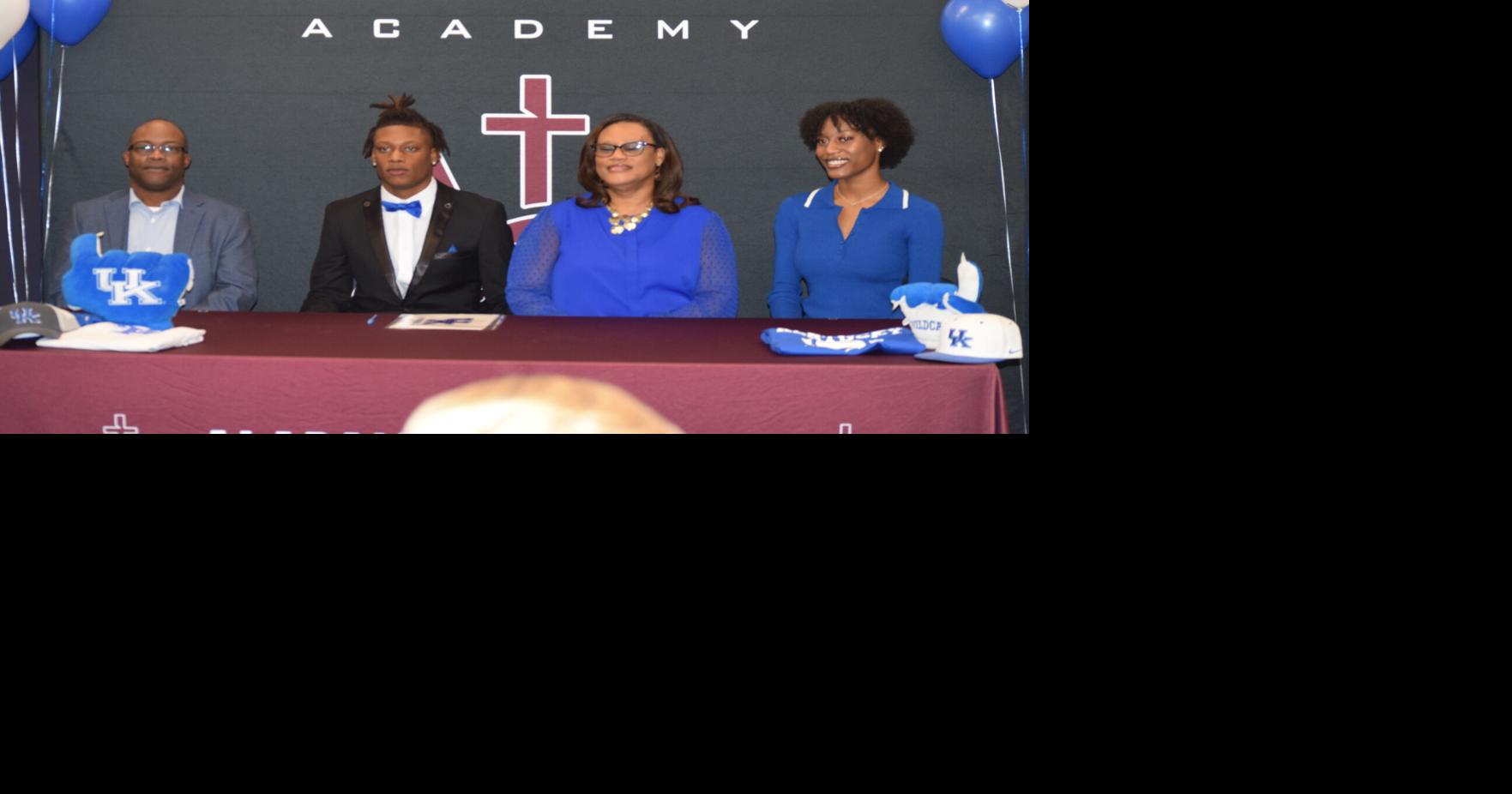 Stuart signs with Wildcats to fill huge need for SEC program | Sports ...