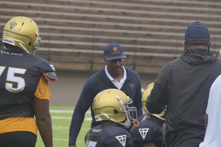 Valiant Cross wins the game, but misses the playoffs | Sports ...