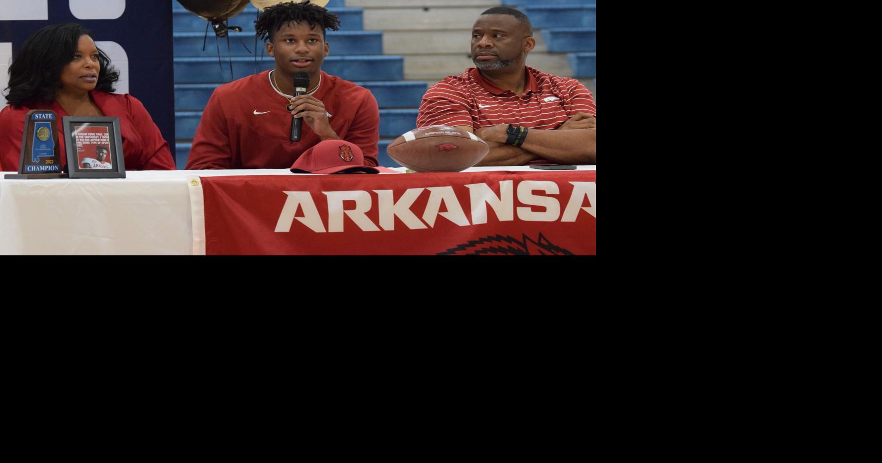 KJ Jackson honored with ceremony as record-setting QB heads to Arkansas ...