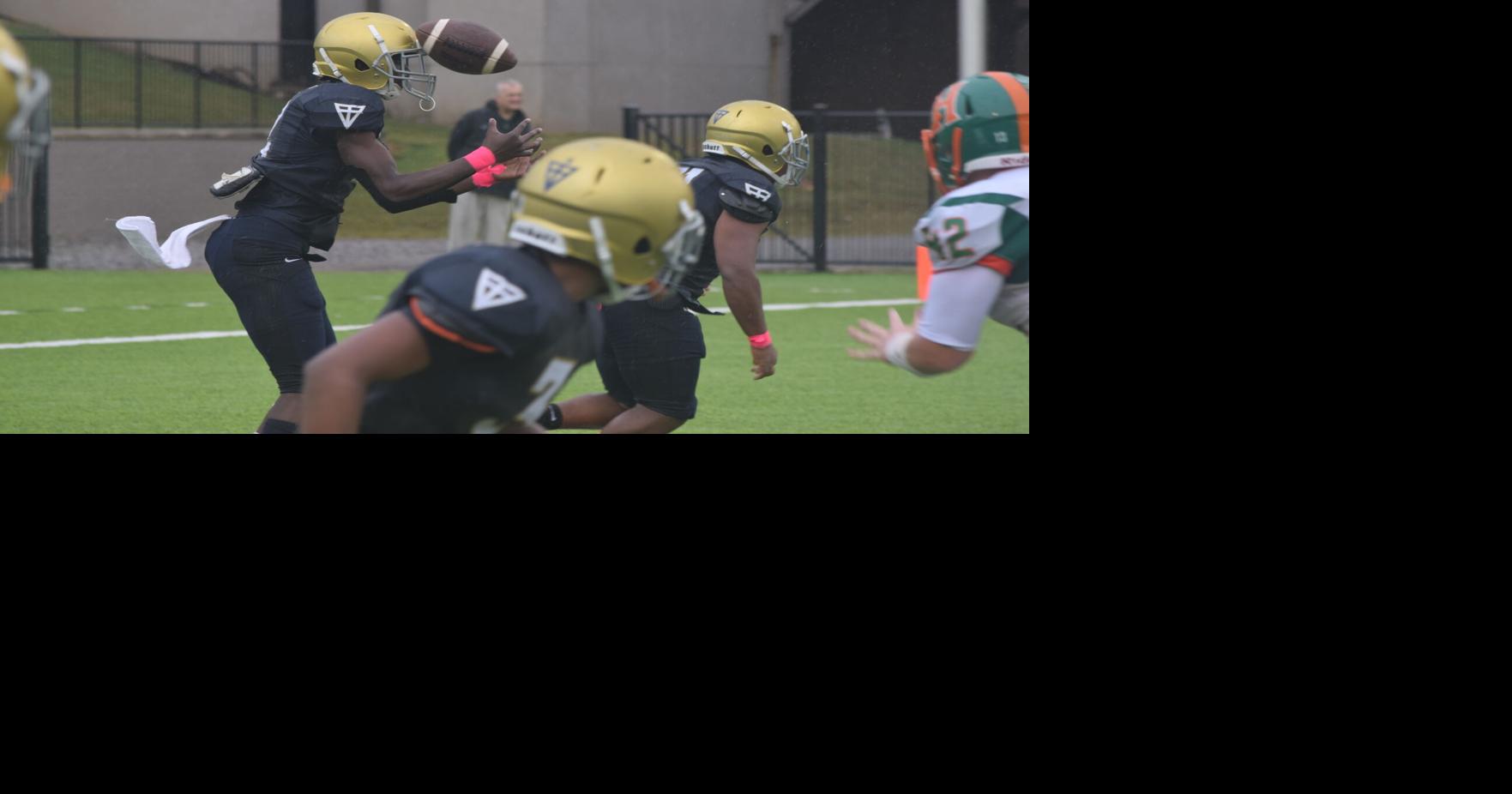 Valiant Cross wins the game, but misses the playoffs | Sports ...