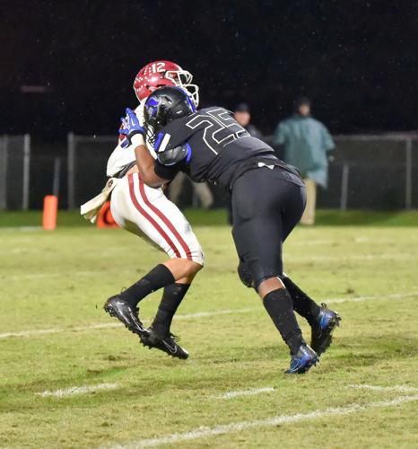 Football Roundup: Catholic survives; St. James, MA, Pike Road fall ...