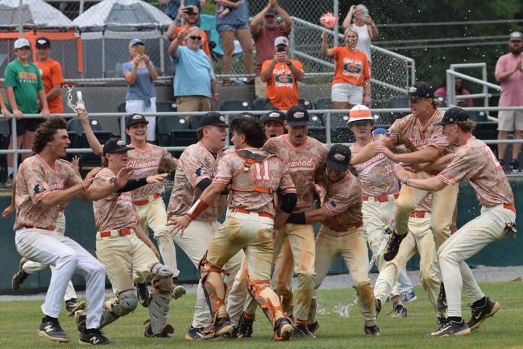 Gators power past Macon East for AAA title | Sports ...