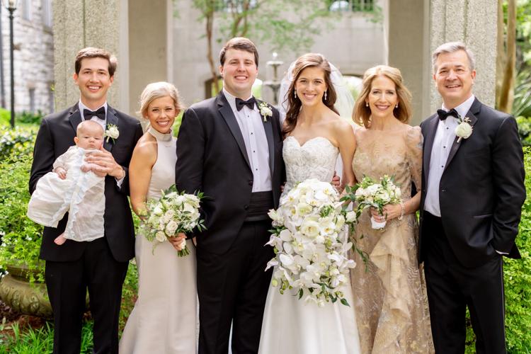 Elizabeth Poundstone and Will Akins Exchange Vows | The Whirl ...