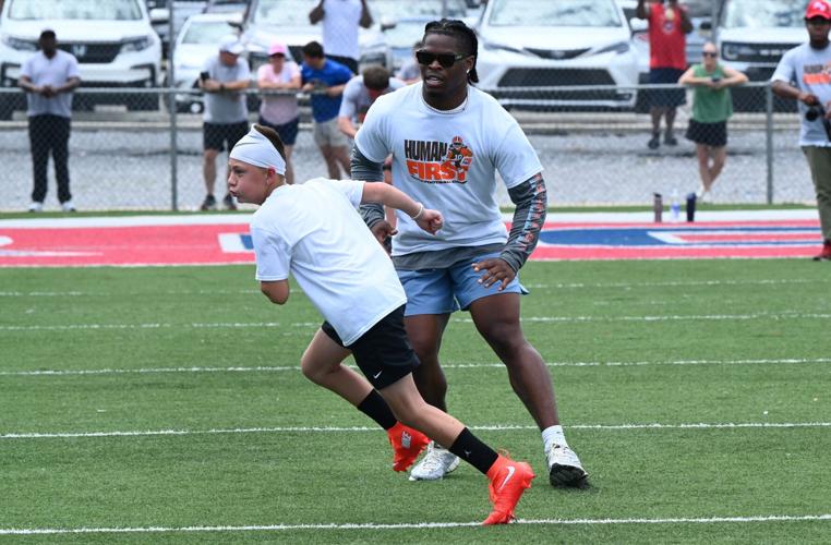 Quinshon Judkins holds free football camp at Pike Road | Sports ...