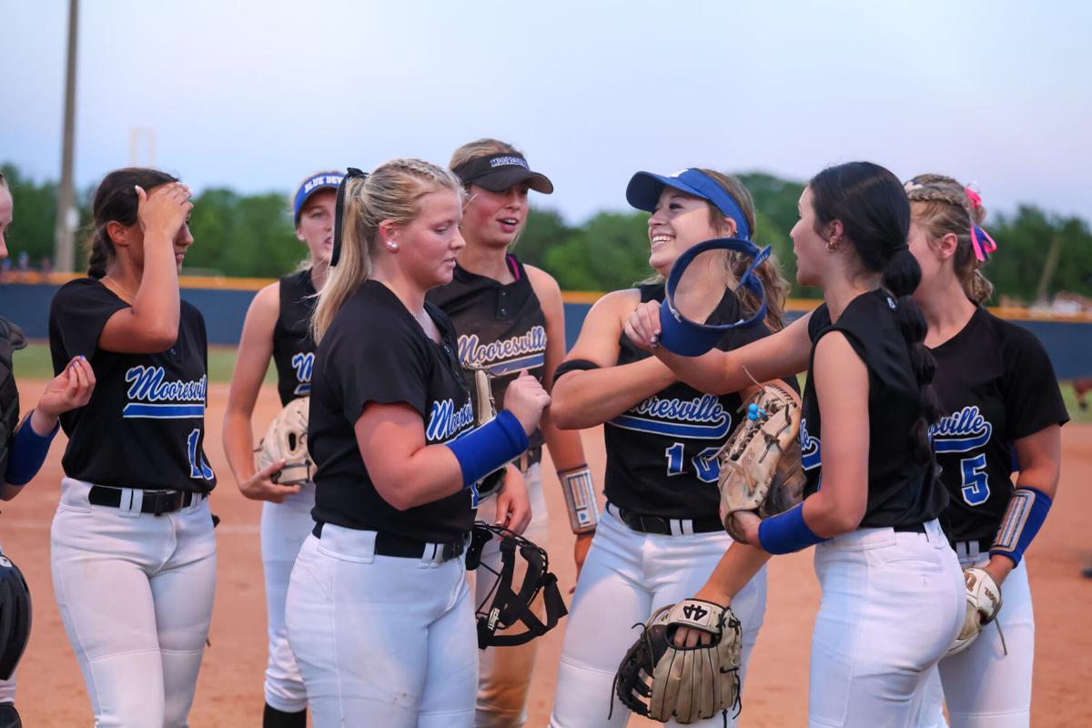 How far can the once-beaten Mooresville Blue Devils go in the softball ...