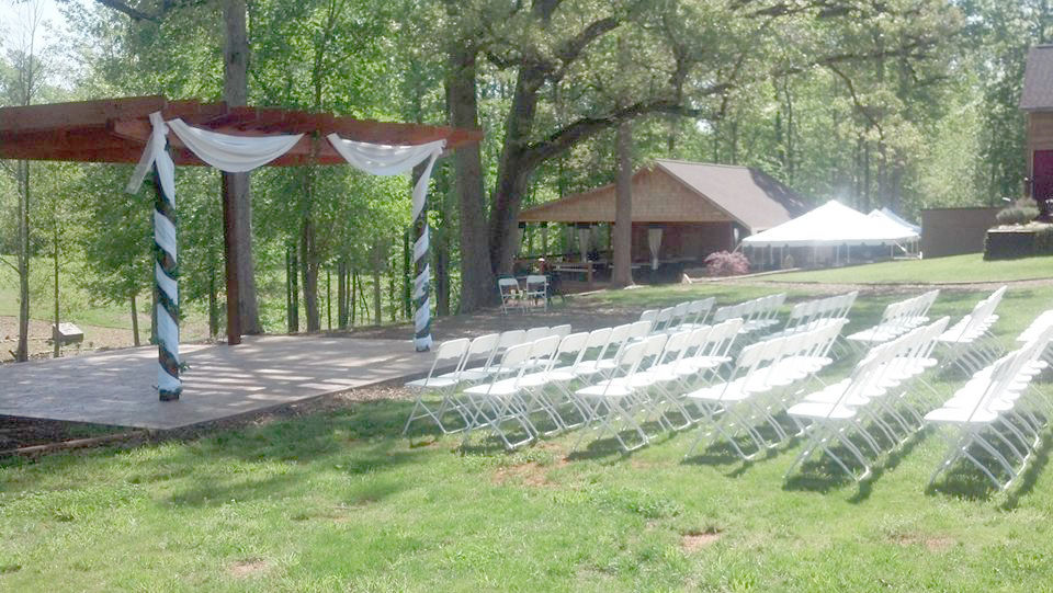 Premier bridal show to be held at Daveste’ Vineyards