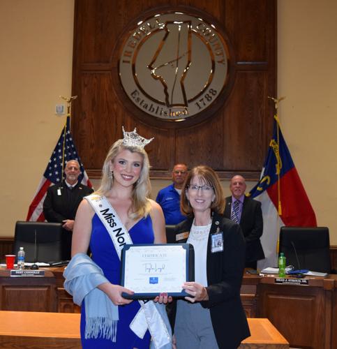 Iredell commissioners recognize Miss NC Taylor Loyd