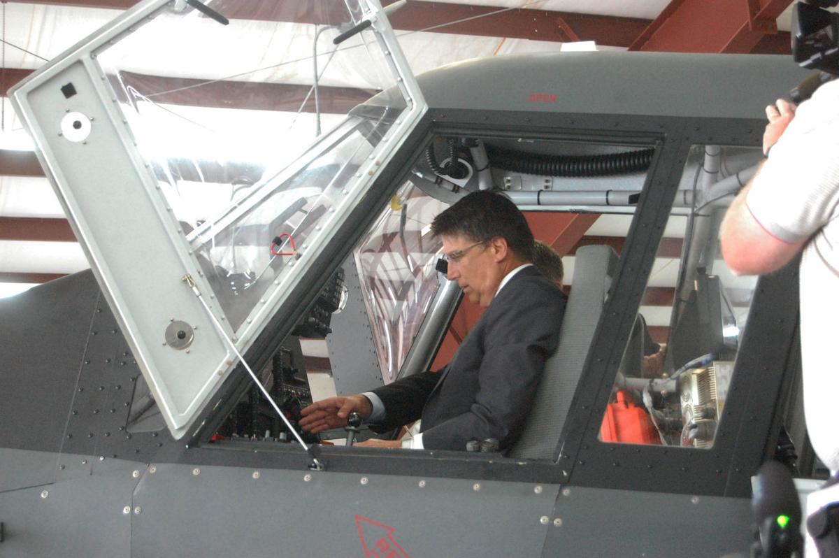 Governor helps unveil Mooresville-built military aircraft | Latest ...