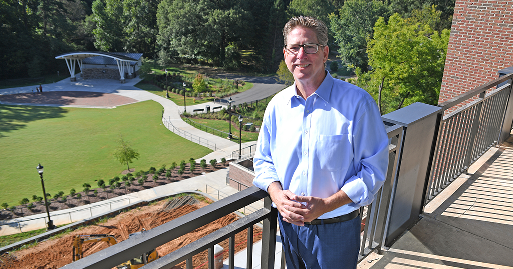 Former Mooresville mayor named Main Street Champion