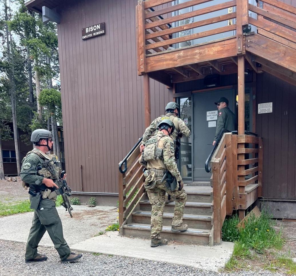 Yellowstone shootout: Man told hostage of mass shooting plan