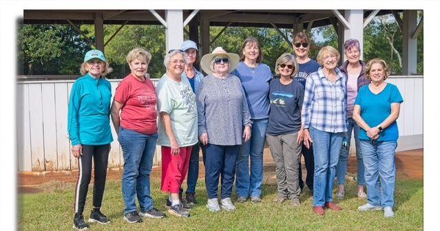 Henry Walton Chapter DAR Cleans Veterans’ Markers During Day of Service ...