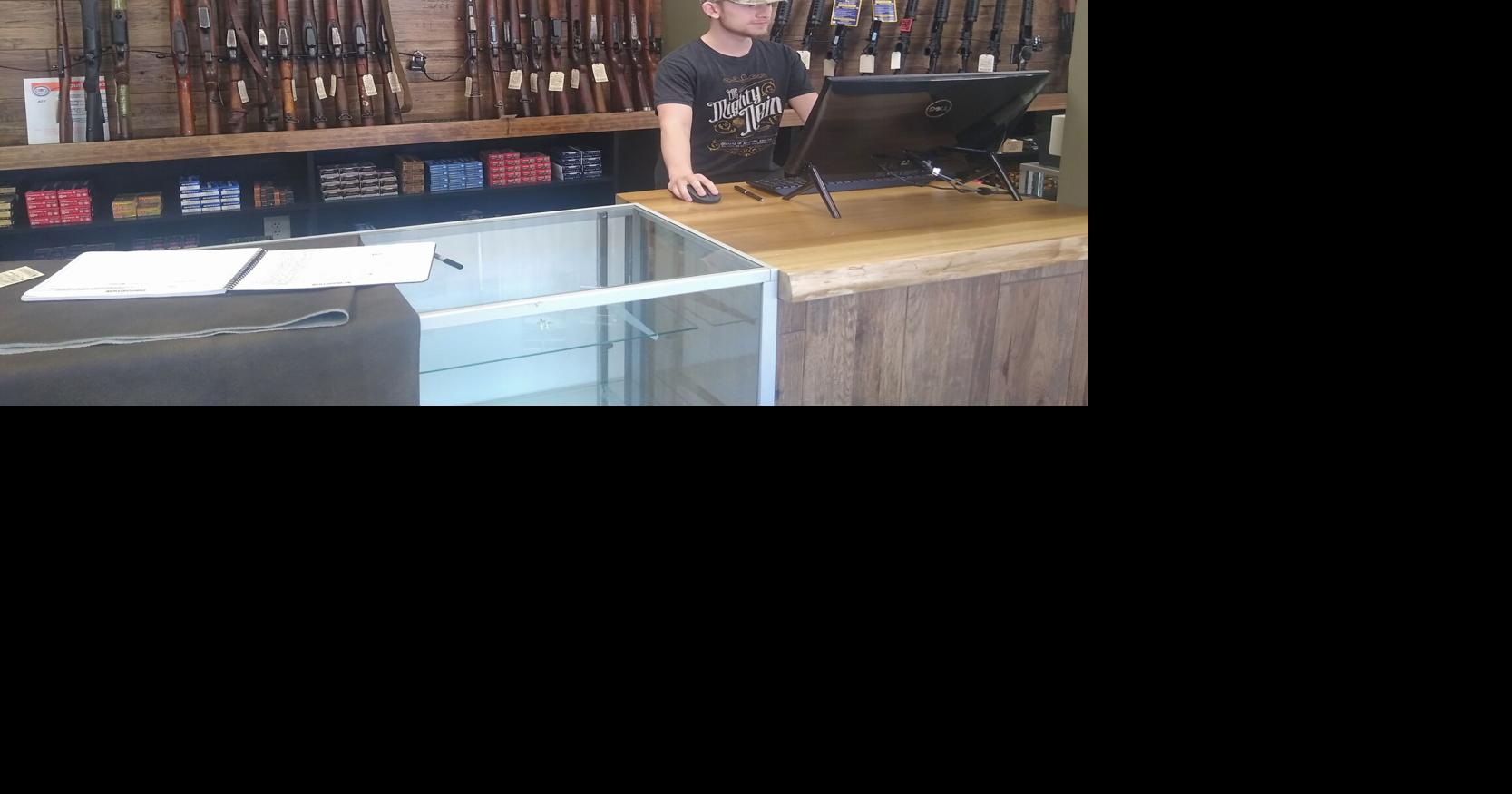 New gun store to offer antique weapons, collectibles