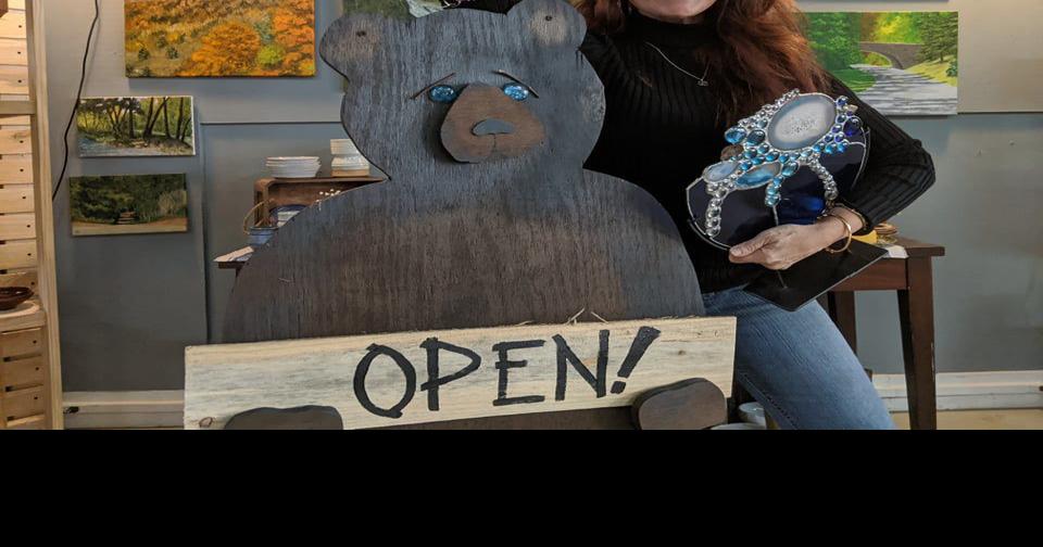 Downtown art store reopens with new name and owner