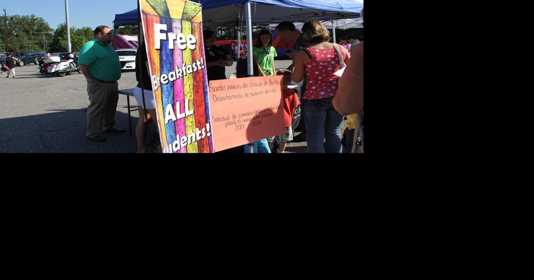 Outreach Center Build a Backpack 2017 (34).jpg